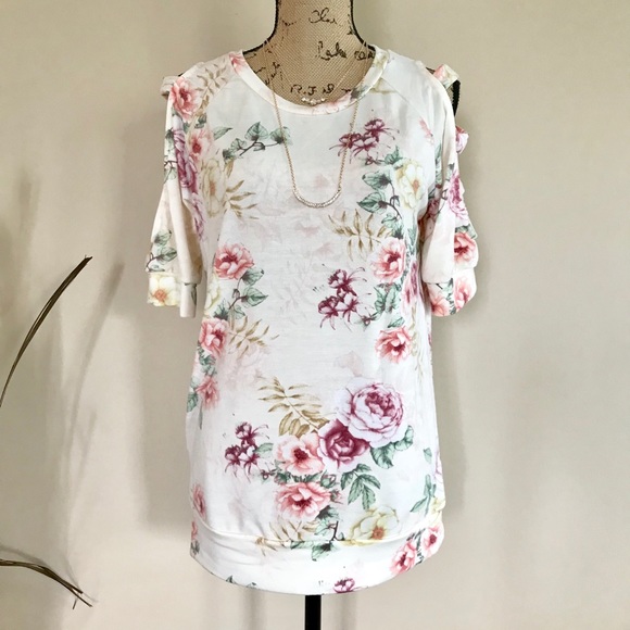 Tops | Ladder Sleeve Floral Print Top | Poshmark